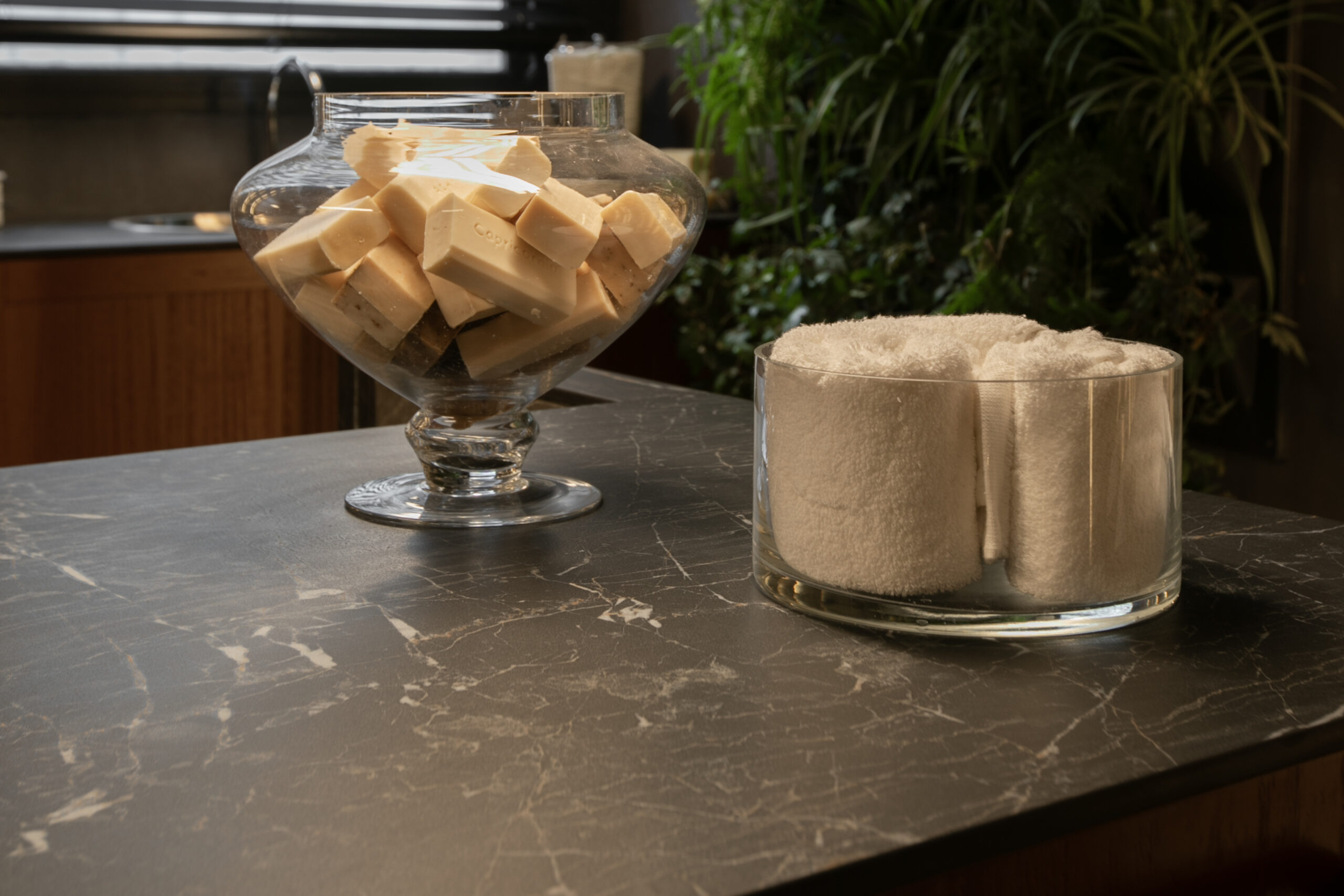 Laundry: T-aller – Obras